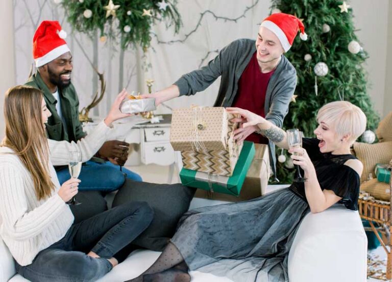 Juegos divertidos para entregar regalos en navidad - Mooler